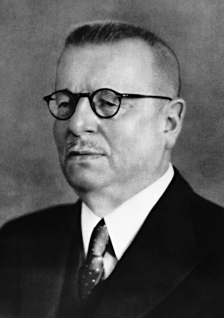 Former Presidents of the Republic of Finland - Presidentti