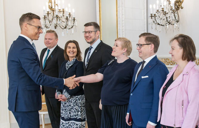 Presidentti Stubb virkaanastujaispuheessaan: Lupaan taistella sen ...