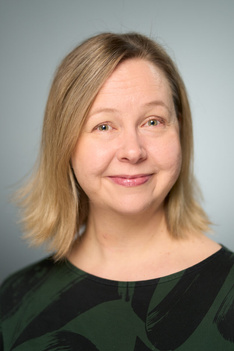 Vaihdoksia tasavallan presidentin adjutanteissa ja kabinetin jäsenissä ...